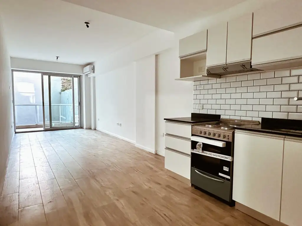 Departamento Alquiler monoambiente a estrenar, 33m2, con balcón, Av ...