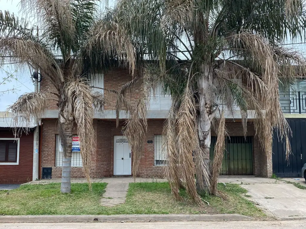 Casa Venta 5 ambientes 22 años, 320m2, con balcón, Ingeniero Guillermo ...