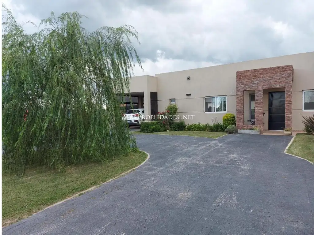 Venta Casa 3 dormitorios 3 años, 2 cocheras, 150m2, La Alameda, Buenos Aires | Argenprop