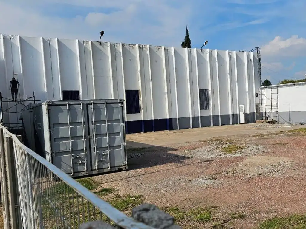 Alquiler Galpon, 1400m2, Hipolito Yrigoyen 16200, Burzaco | Argenprop