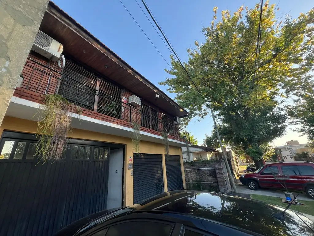 Venta Casa 3 dormitorios a estrenar, 1 cochera, 219m2, Calle 515Bis E/ 5Bis Y 6, Tolosa | Argenprop