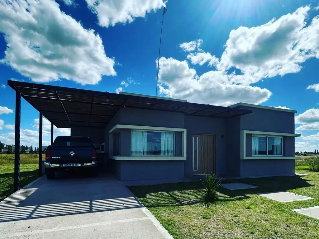 Casa Alquiler 6 ambientes a estrenar, con balcón, 2 cocheras, Ruta 2 ...