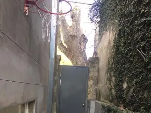 Casas en Venta de ALBERTO DACAL PROPIEDADES en La Plata - Inmuebles Clarín