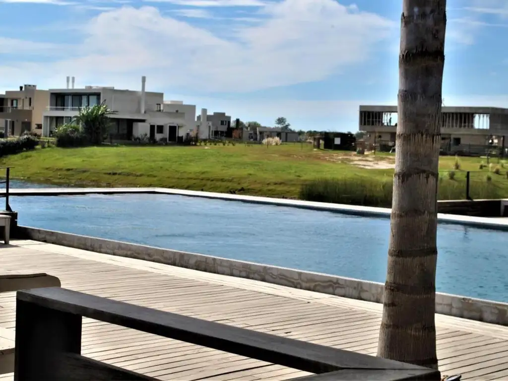 Lote en Venta en El Naudir - - Argenprop