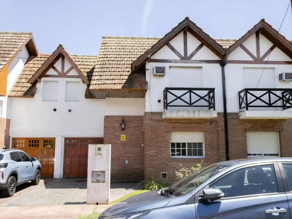 Casa Venta 4 ambientes 41 años, Norte, 1 cochera, General Miguel Soler ...