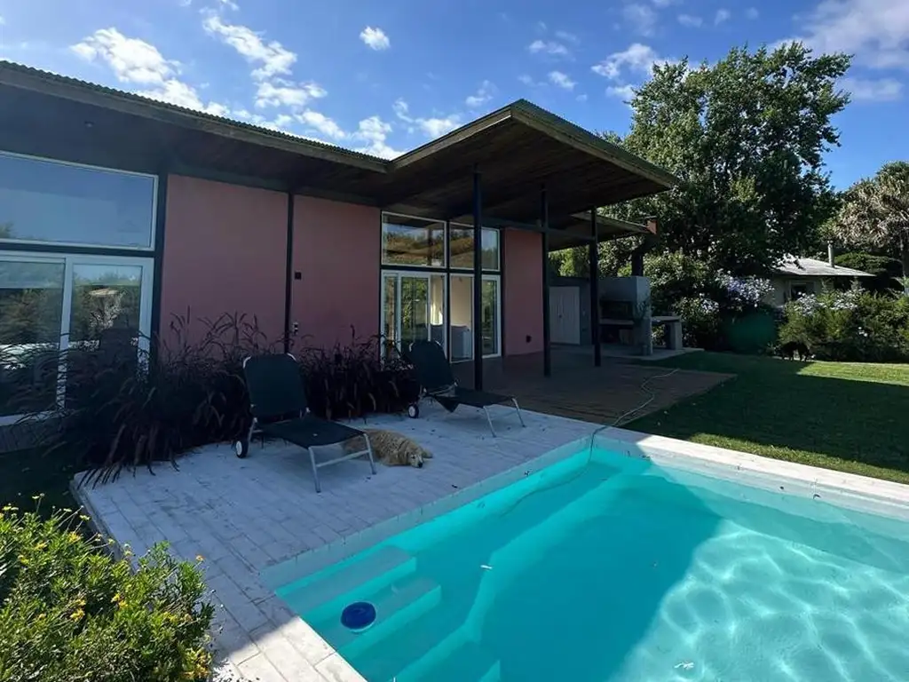 Casa Venta 4 ambientes a estrenar, 2 cocheras, 215m2, 482 E/ 132 Y 133 ...