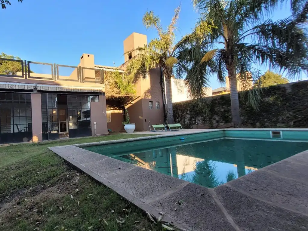 Casa Venta 4 ambientes 15 años, Norte, 2 cocheras, Los Talas 700, Villa ...