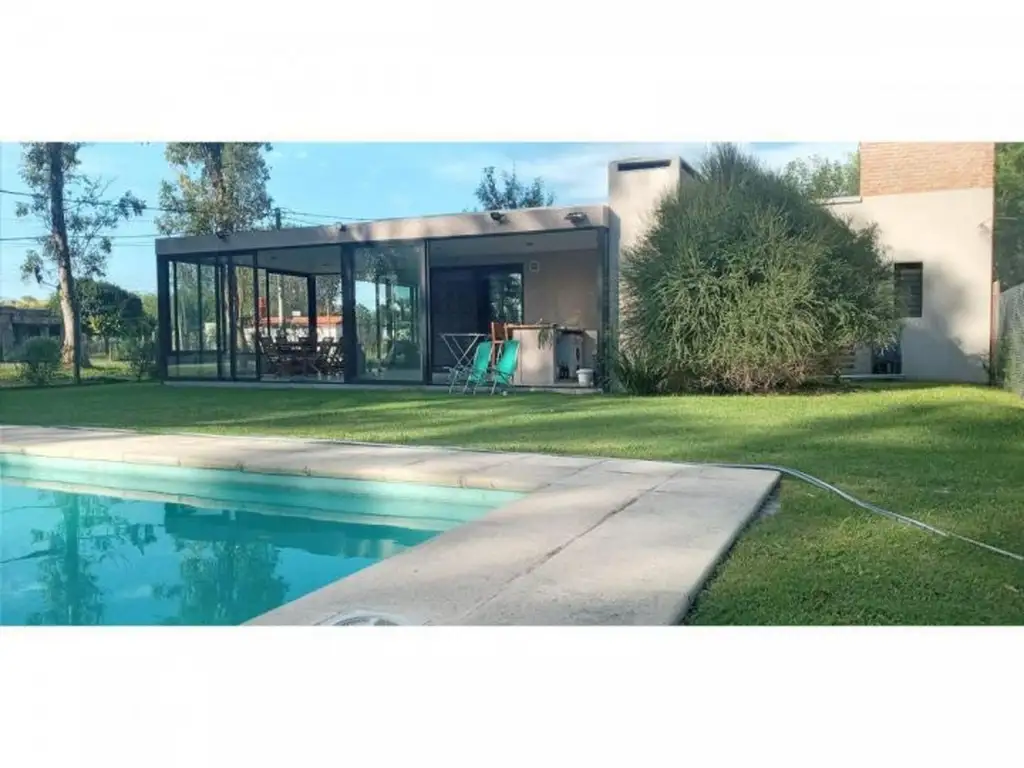 Casa Venta 4 ambientes 5 años, 2 cocheras, 500m2, Alfredo Schilla 7700 ...