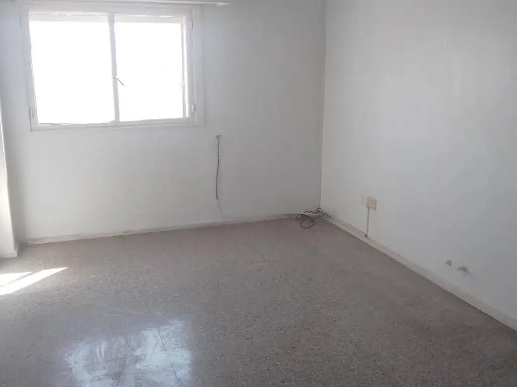 Alquiler Departamento 1 dormitorio 55 años, Lateral, 37m2, Emilio Mitre ...