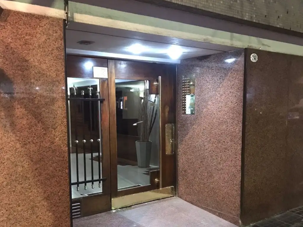 Alquiler Departamento 1 dormitorio 40 años, Contrafrente, 53m2, Doblas ...