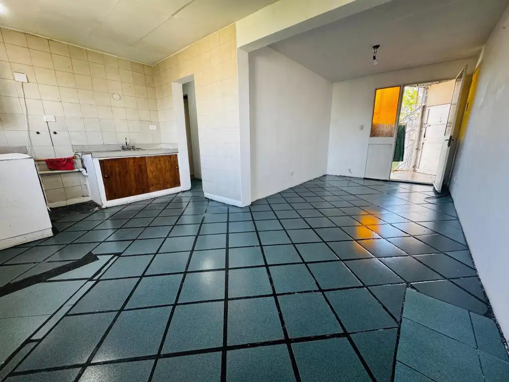 Alquiler Departamento 2 dormitorios, Frente, 60m2, Camino Real Moron ...