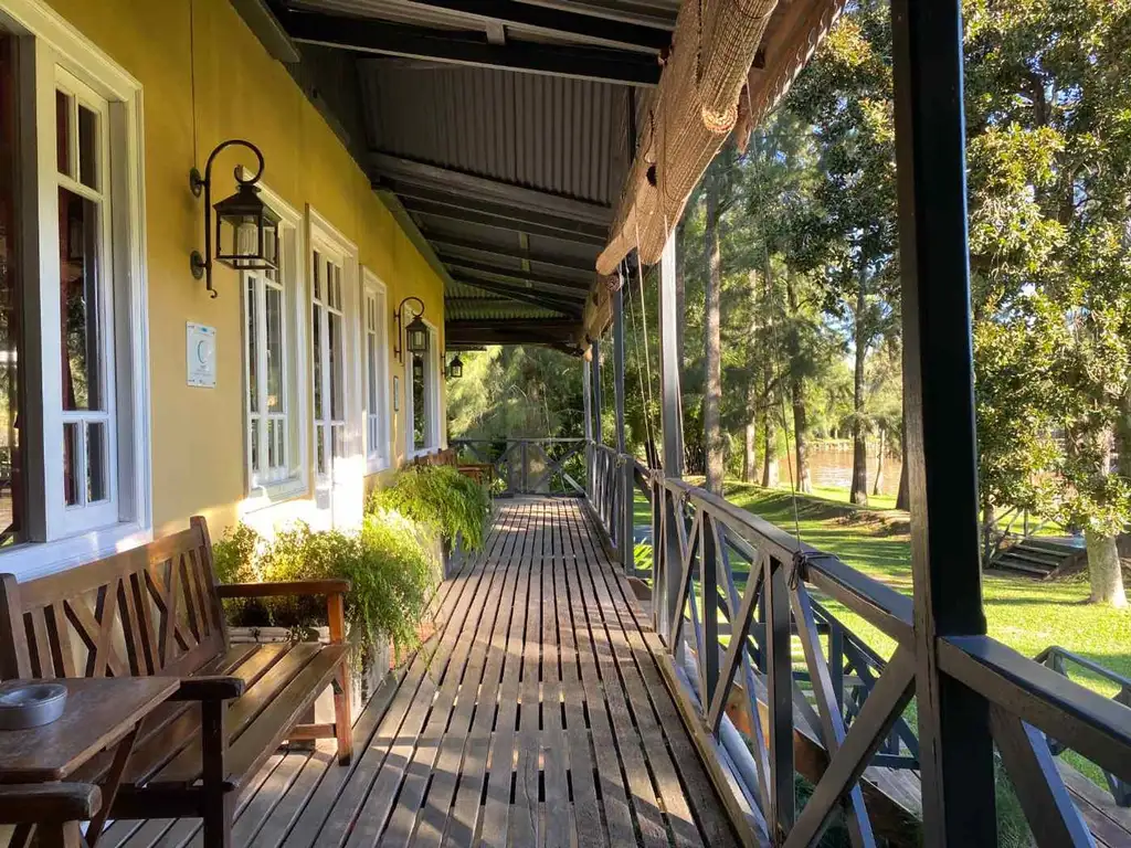 Venta Casa 2 dormitorios 106 años, 216m2, Arroyo Caraguata 100, Delta ...