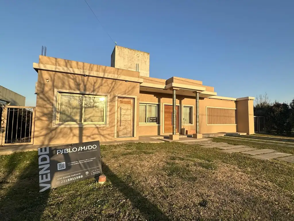 Venta Casa 3 dormitorios 7 años, 2 cocheras, 150m2, Barrio Cerrado En 643 Y 14. Arana, Arana ...