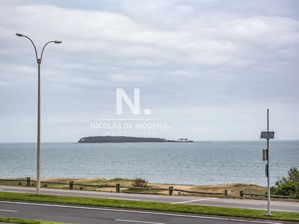 Departamento Temporal 4 ambientes 11 años, 135m2, Frente, , Pinares ...