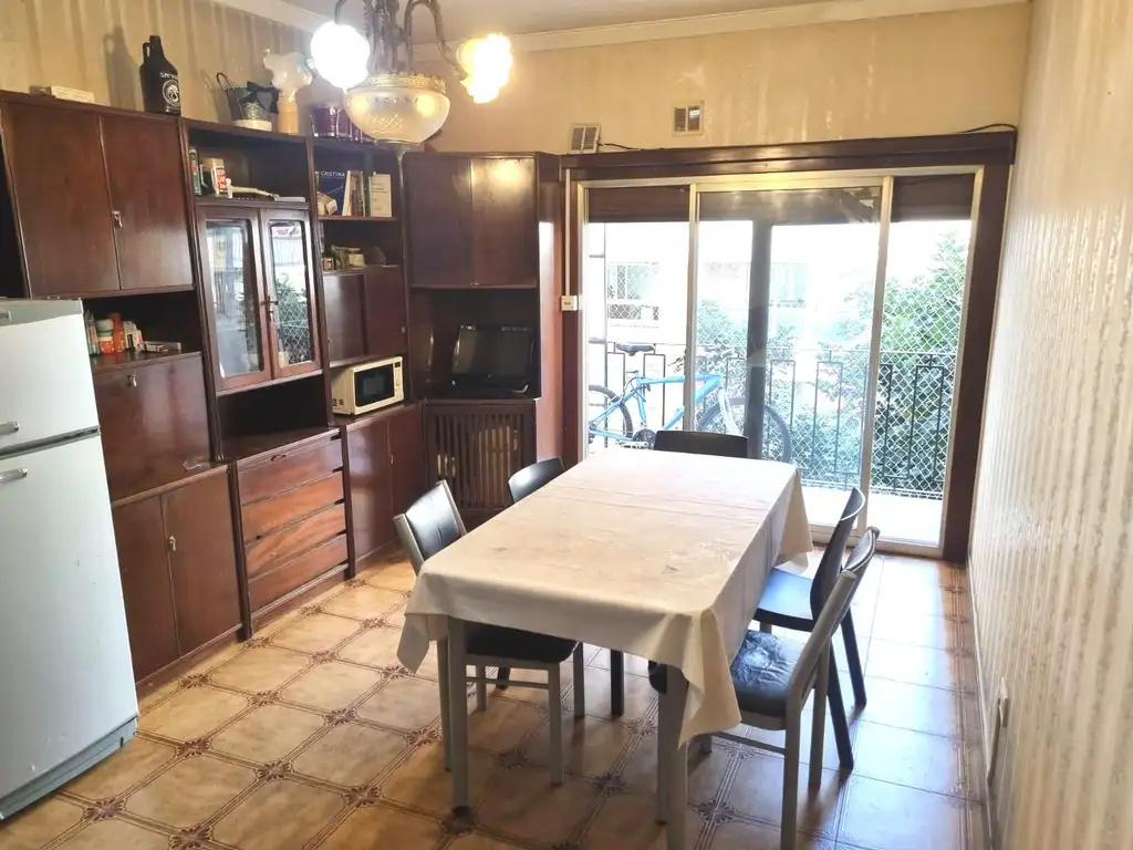 Departamento Venta 3 ambientes 45 años, con balcón, Contrafrente, Tres ...