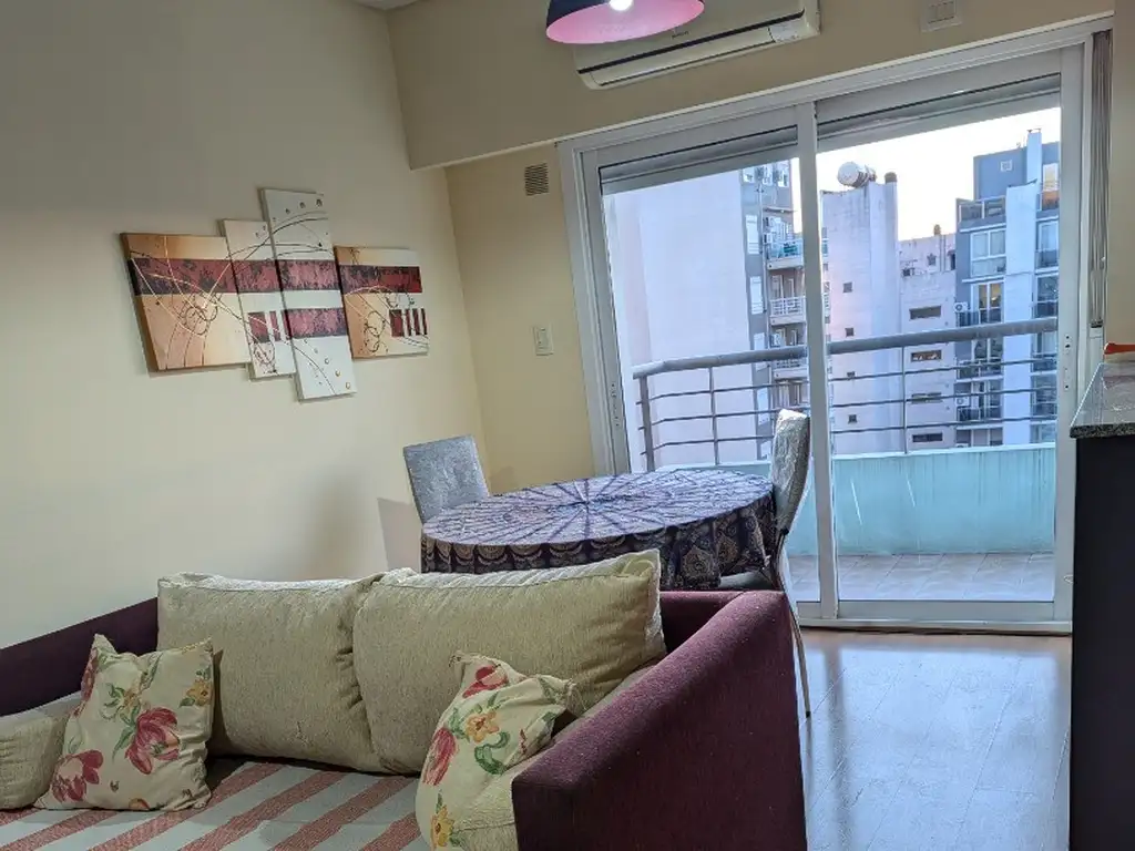 Departamento Temporal 2 ambientes 10 años, con balcón, Contrafrente ...