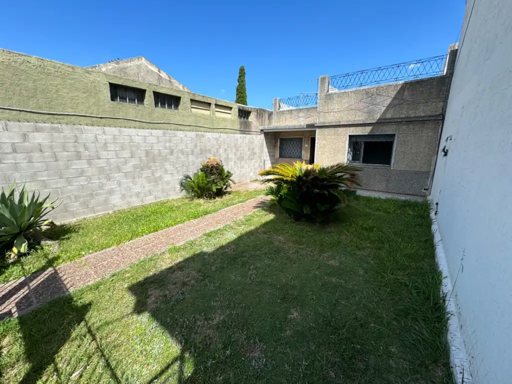 Casa Alquiler, Liniers 300, Lomas Del Mirador, Zona Oeste | Argenprop