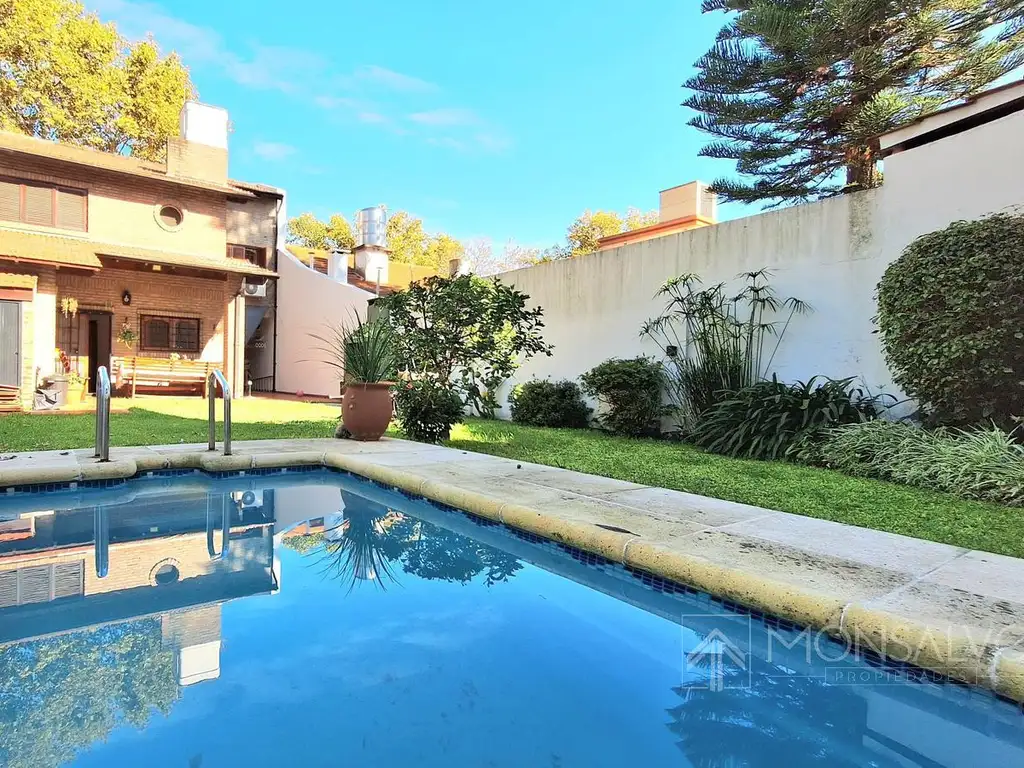 Venta Casa 25 años 3 dormitorios, 145m2, con balcón, San Luis 4300 ...