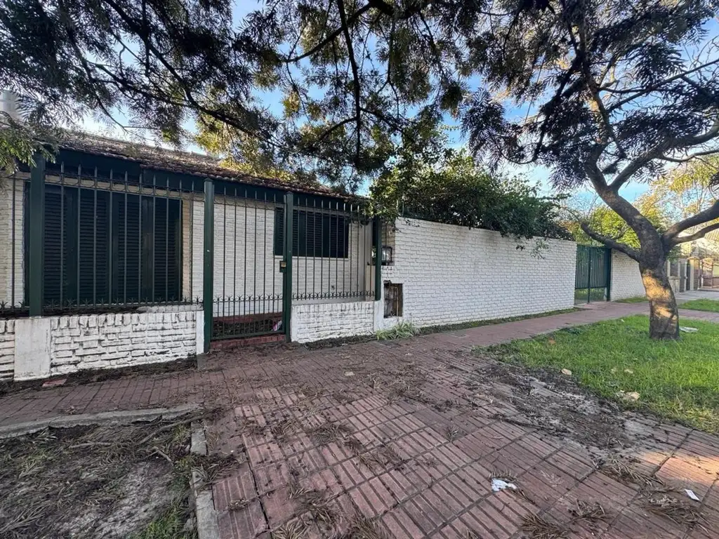 Venta Casa 50 años 3 dormitorios, 150m2, Sur, San Alberto 3500 ...