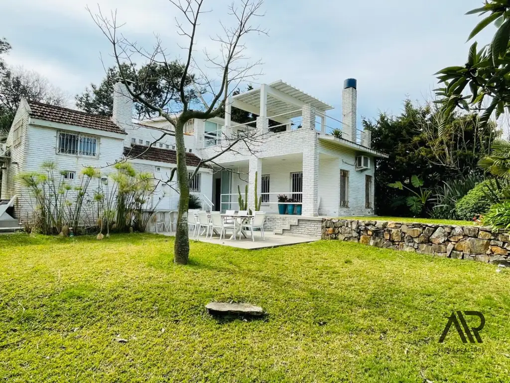 Casa Venta 1990 años 4 dormitorios, Norte, 2 cocheras, Maldonado, 0, Punta del Este, Maldonado ...