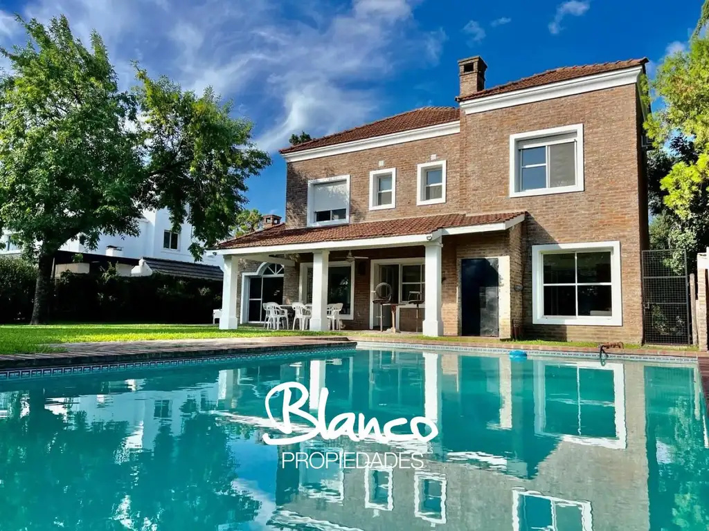 Venta Casa a estrenar 5 dormitorios, 1 cochera, 250m2, Senderos Ii ...