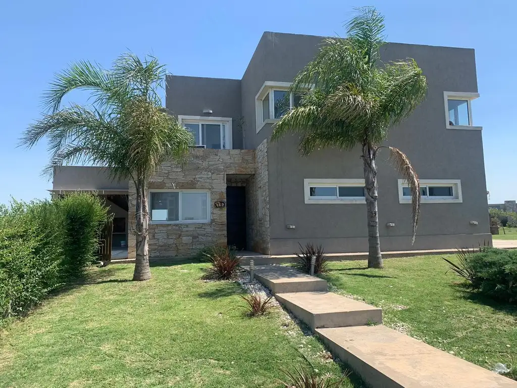 Venta Casa a estrenar 4 dormitorios, 220m2, con balcón, San Sebastian, Escobar | Argenprop