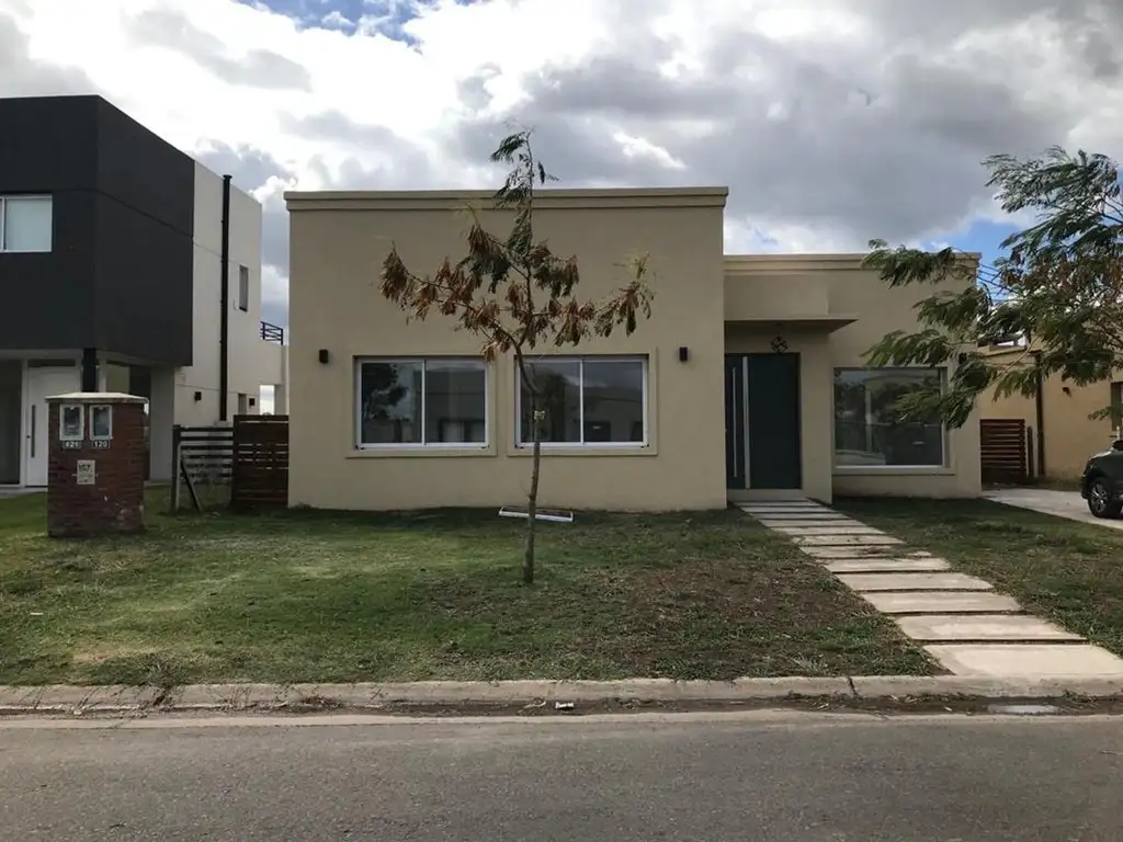 Venta Casa a estrenar 3 dormitorios, 150m2, 3 cocheras, Pilar Del Este, Pilar del Este - San ...