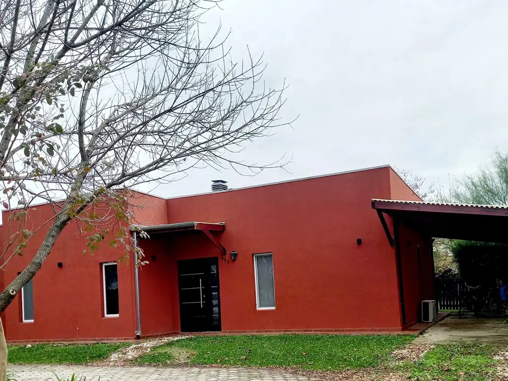 Venta Casa 10 años 3 dormitorios, 132m2, 1 cochera, Hermosa Casa Barrio ...